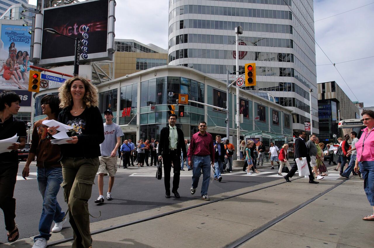 Pedestrian scramble crossing may be coming to Exchange District ...