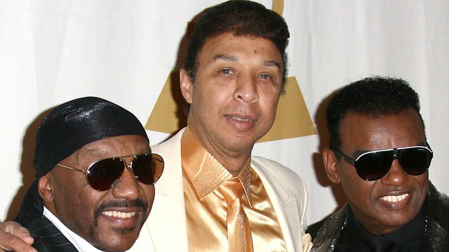 Why did Chris Jasper leave the Isley Brothers?