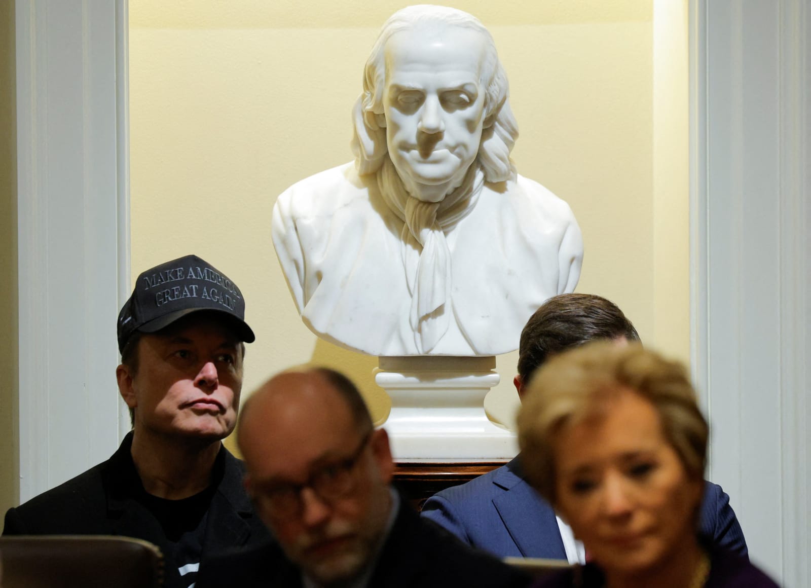 'Enraging!' Elon Musk's 'stunning admission' prompts calls for ...