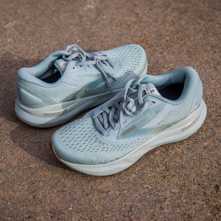 The Most Comfortable Walking Shoes for Counting All Your Steps