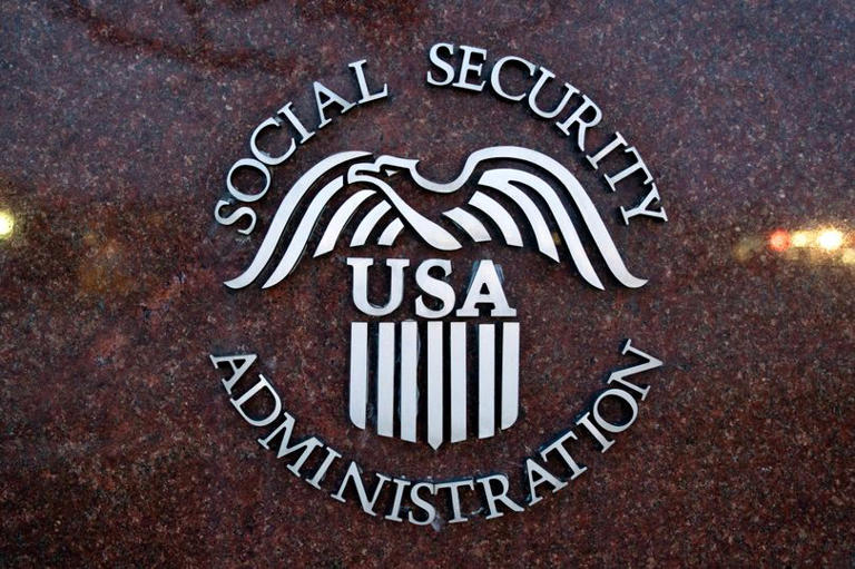 Here's who’s getting $2,000 from Social Security: Check if you’re on ...