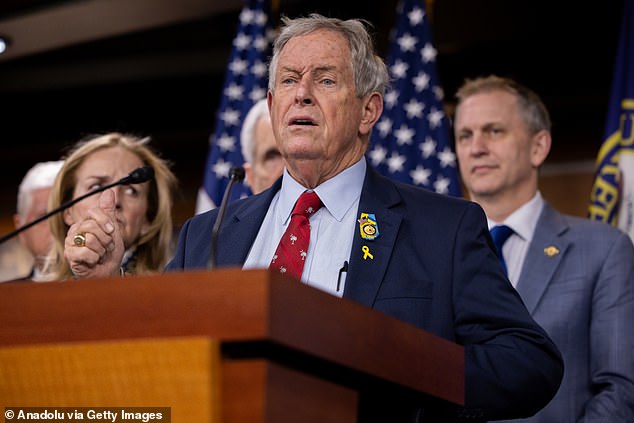 Republicans launch bid to put Donald Trump's face on new $250 bill