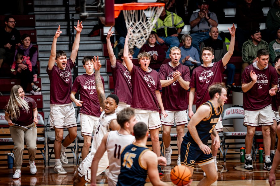 UW-L men’s basketball set to host UW-Eau Claire in WIAC tournament ...