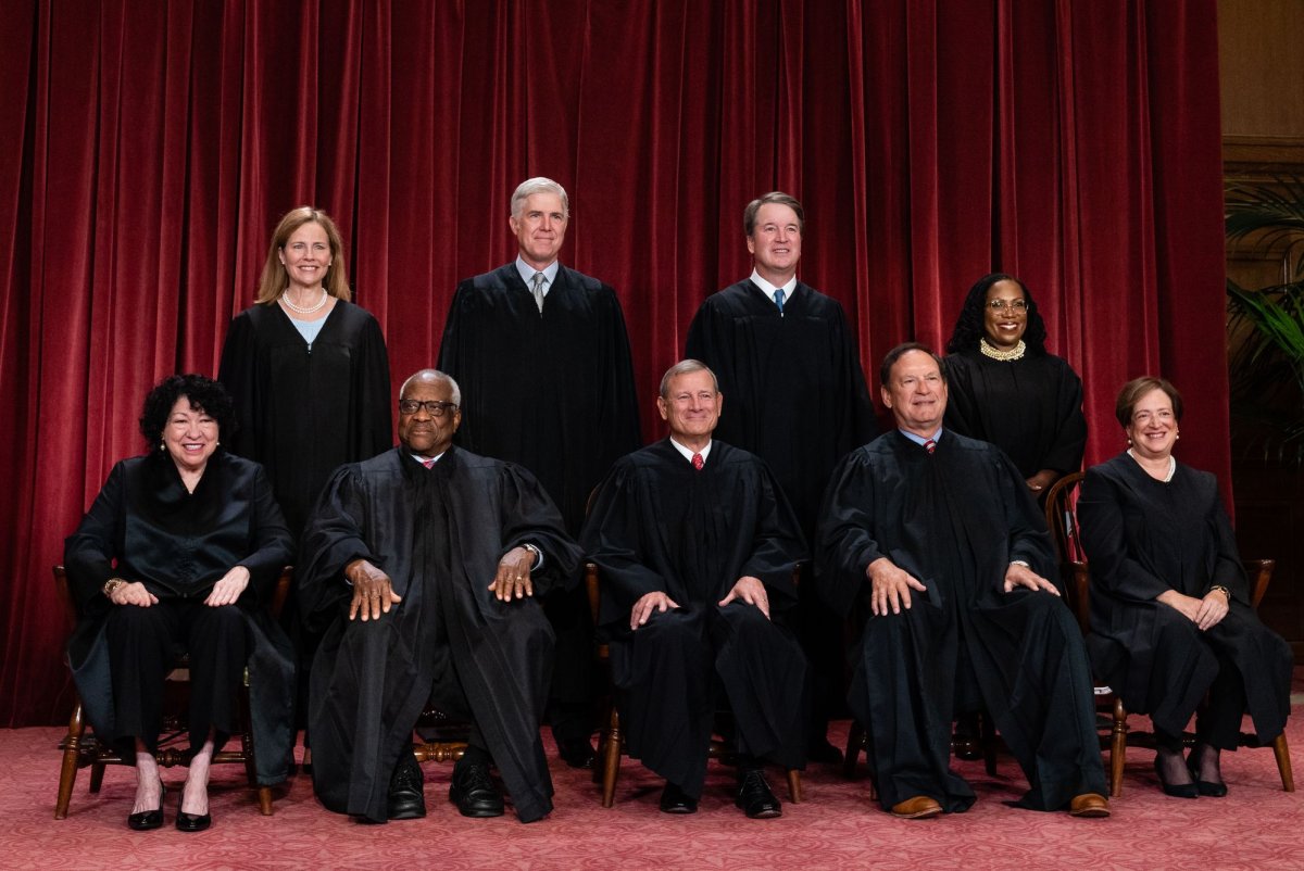 Supreme Court seems likely to rule for straight woman in reverse ...