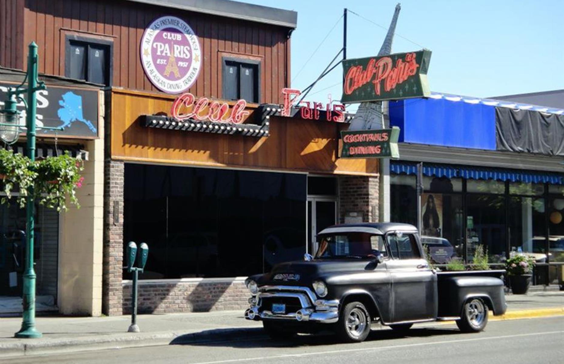 America's Most Famous Bucket-List Restaurants, State By State