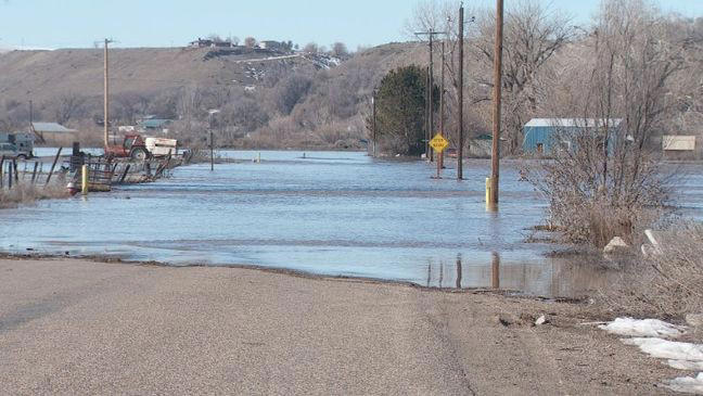 Malheur River flooding wreaks havoc in Ontario, Vale