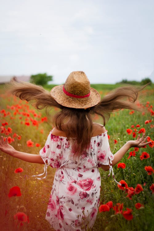 How to be an unforgettable woman and get a man to do anything you ask