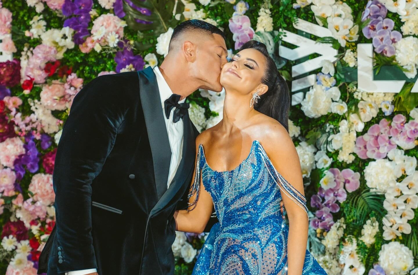 “Les comparto a mi reina”: el romántico posteo de Sammis Reyes para ...