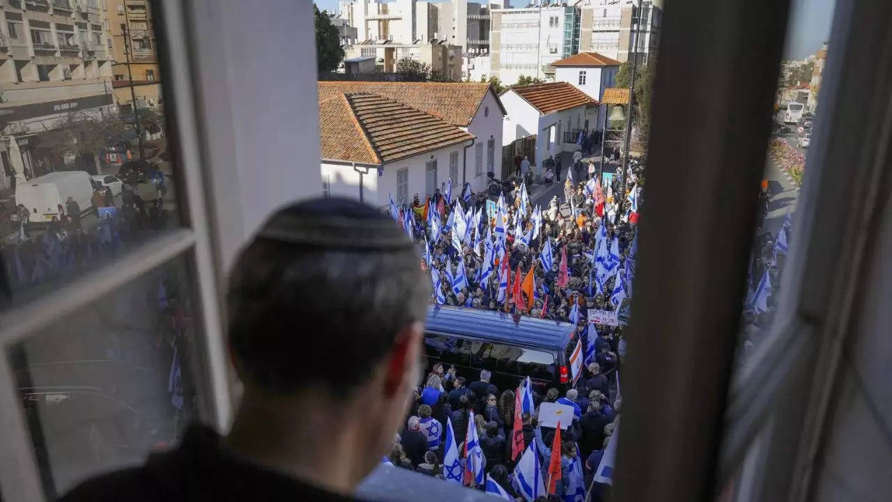 Thousands line streets as Israel's Bibas family is laid to rest after ... Thousands line streets as Israel's Bibas family is laid to rest after ...