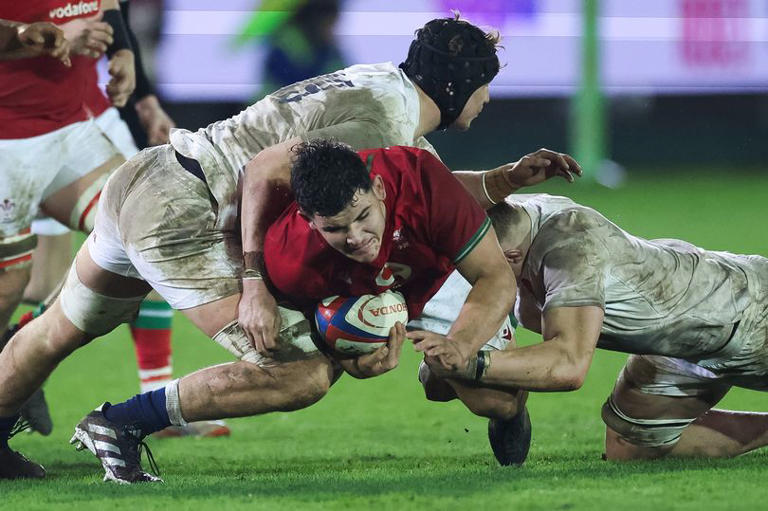 Today's rugby news as young Welsh star 'top of the list' for WRU to ...