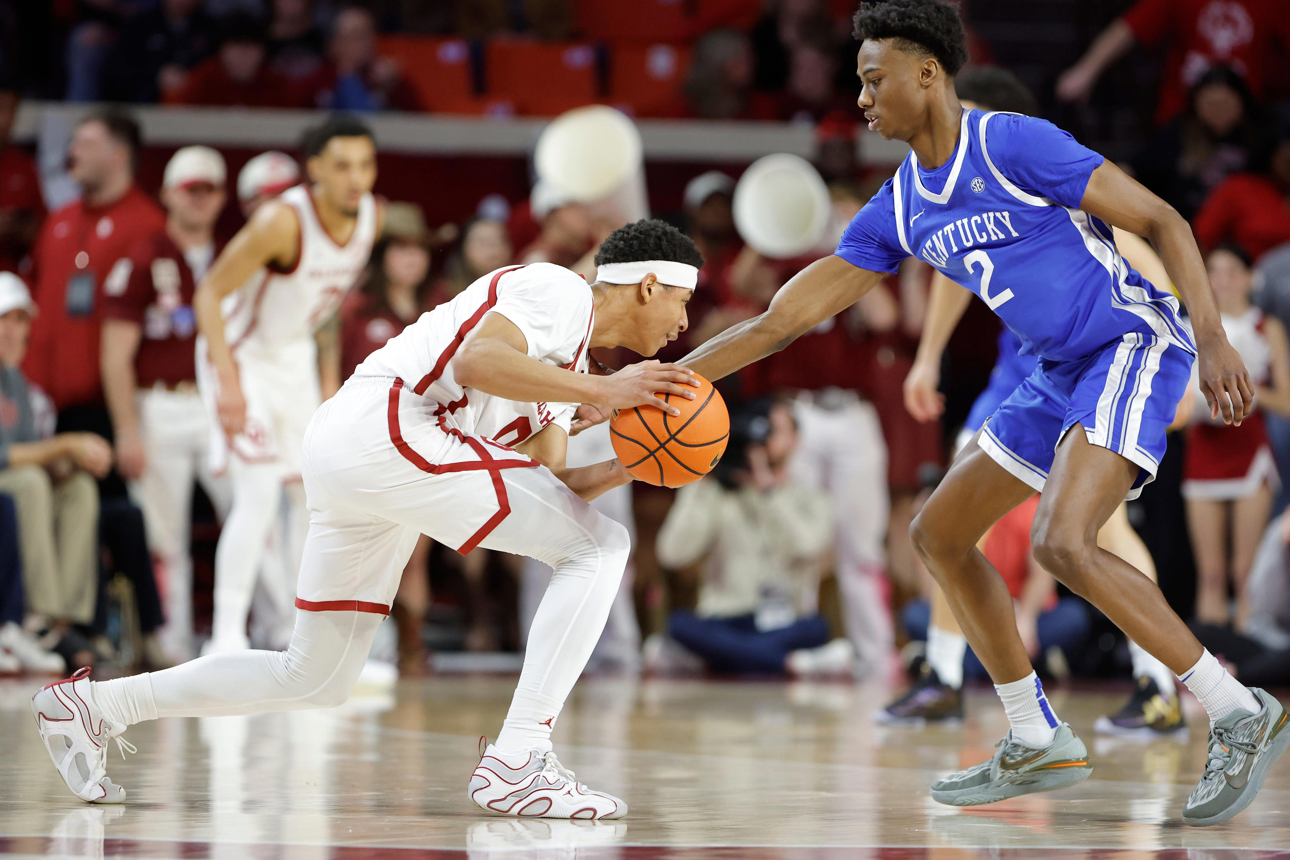 Kentucky basketball injury updates on Jaxson Robinson, Lamont Butler ...