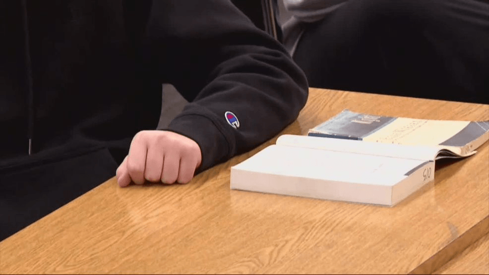 Students in Ohio could soon be required to go to school longer