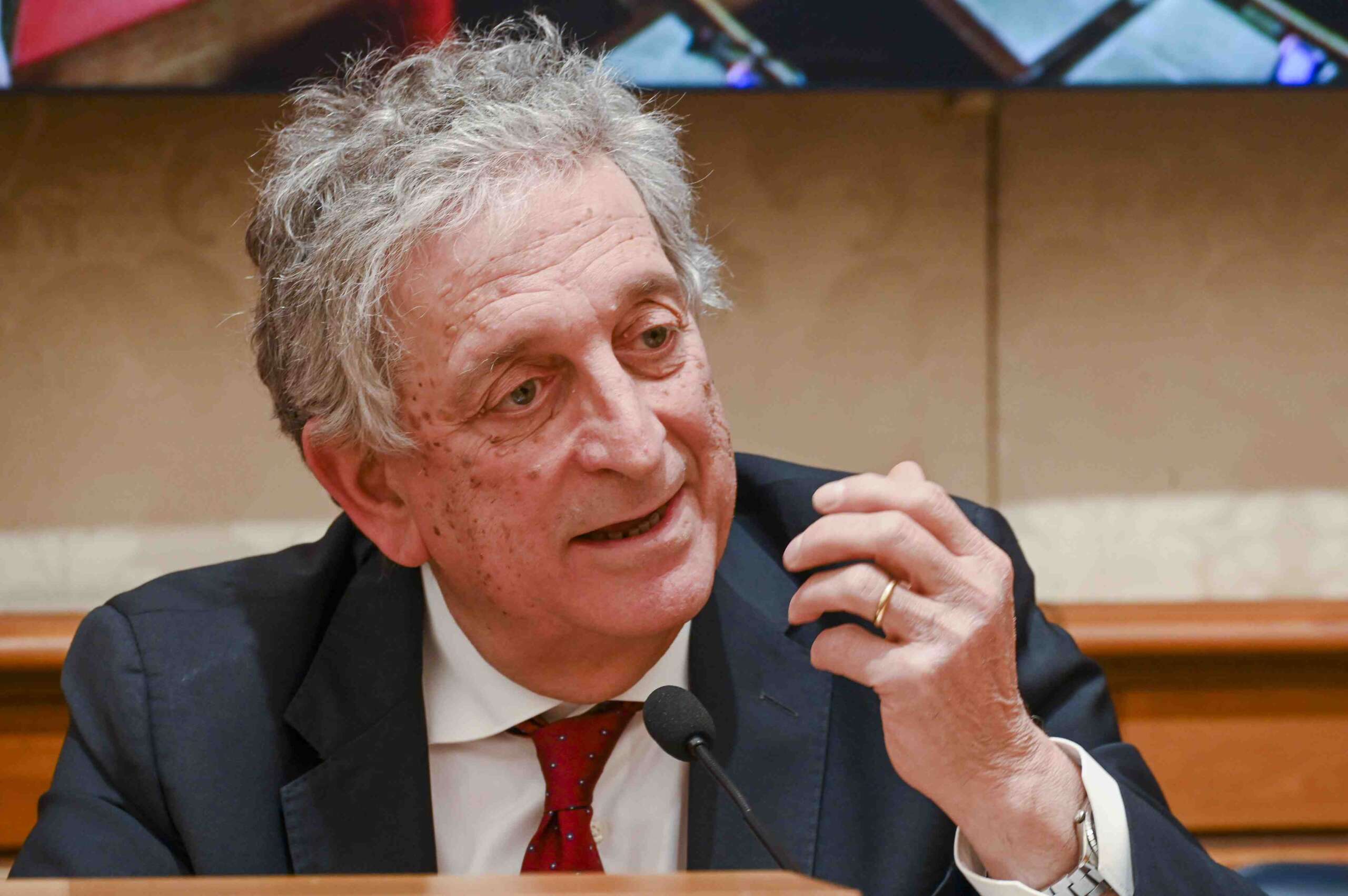 Intervista a Enrico Morando: “L’Europa non deve pietire un posto a ...