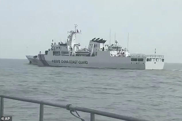 China makes 'no promise to renounce the use of force' over Taiwan