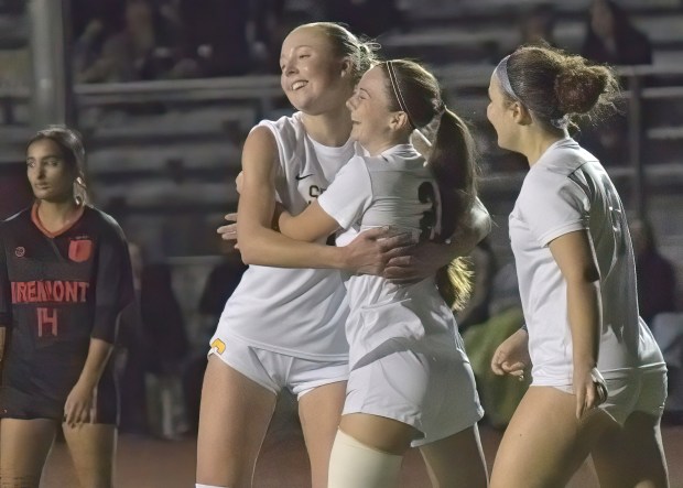 Soquel girls soccer team stuns No. 1 seed Fremont, advances to CCS D-IV ...