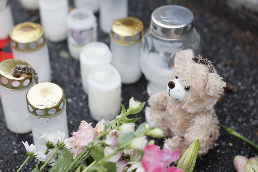 Livstid fastställt för man som mördade sina barn