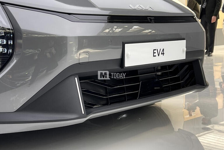 "부산까지 논스톱 주행은 기본!" 최대 533km 달리는 기아 'EV4', 충전 걱정 필요없다