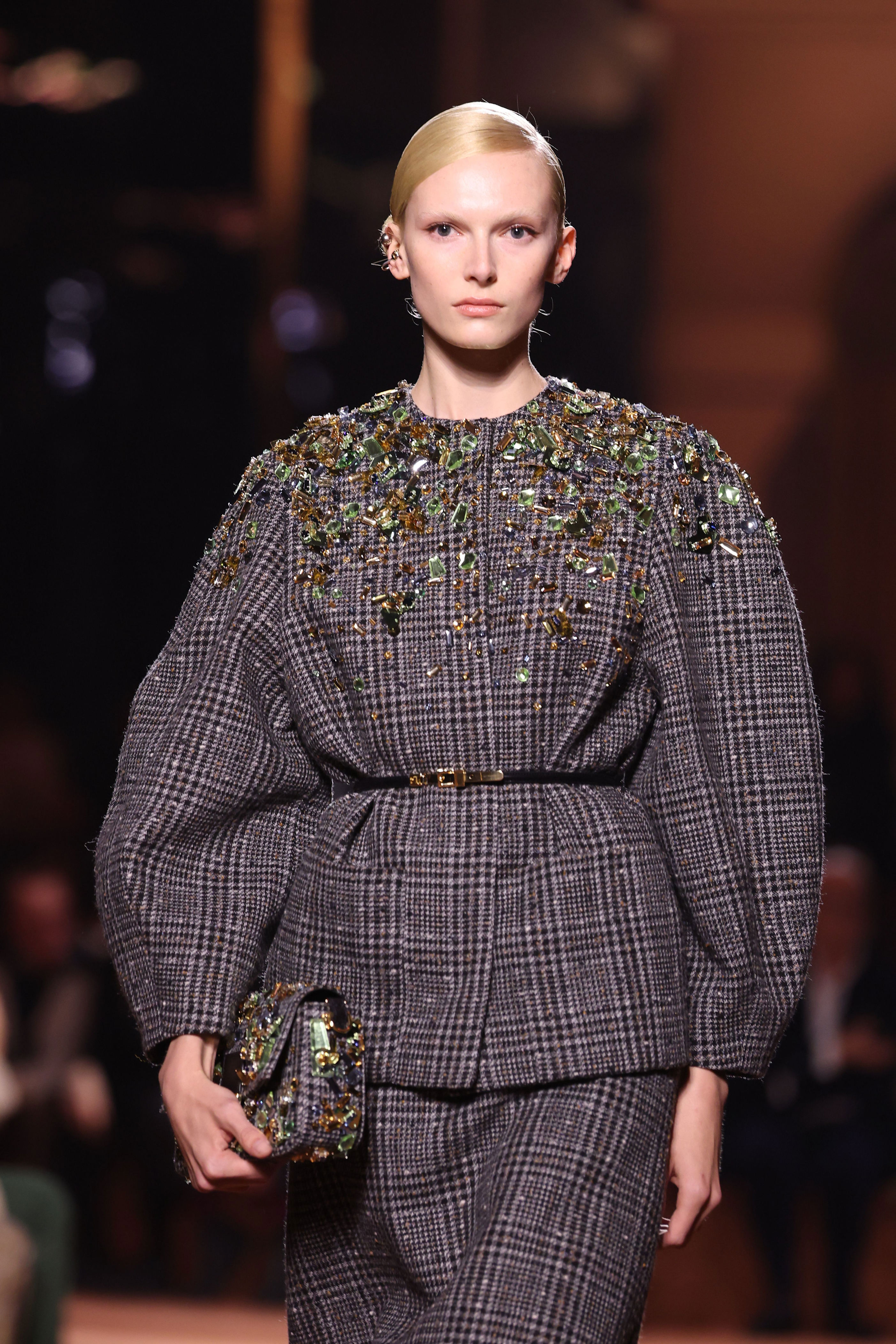 Fendi fête ses 100 ans : ce qu'il faut retenir de son défilé automne ...