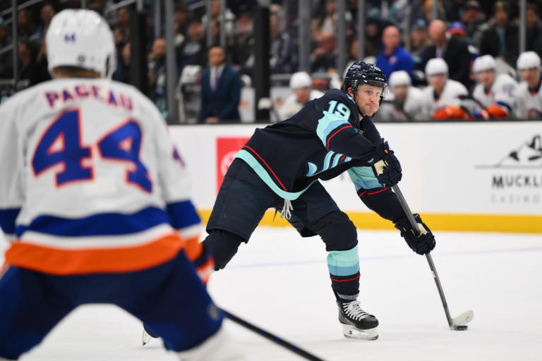 One trade target for the Maple Leafs on every team that could ...