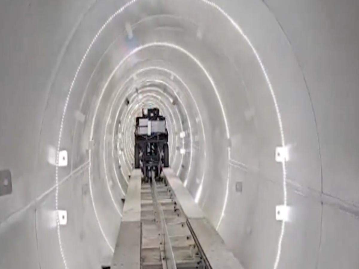 India to build record-breaking Hyperloop test track, backed by Indian ...