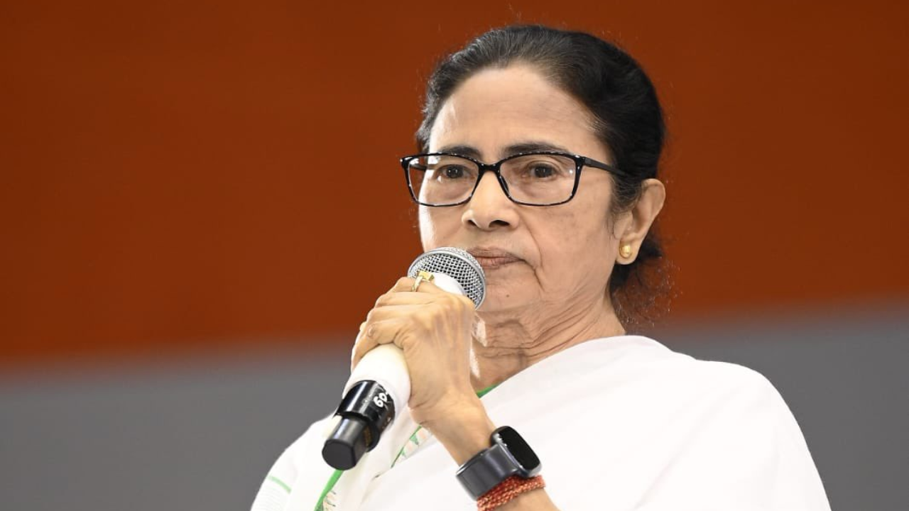 Mamata Aims '215+' Seats In 2026 West Bengal Elections, Vows To Reduce ...