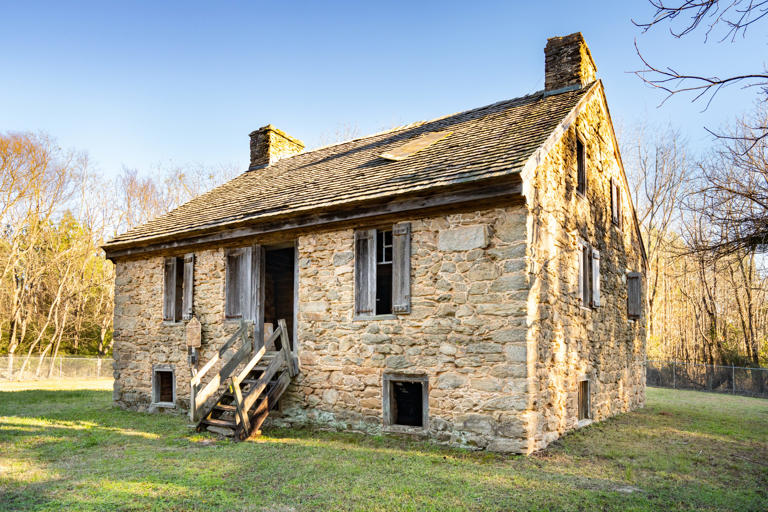 On the rocks: Georgia's oldest stone house in McDuffie County could be ...