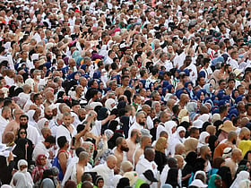 Saudi Arabia: Mecca expands 235,000sqm of walkways and adds 60,000 ...
