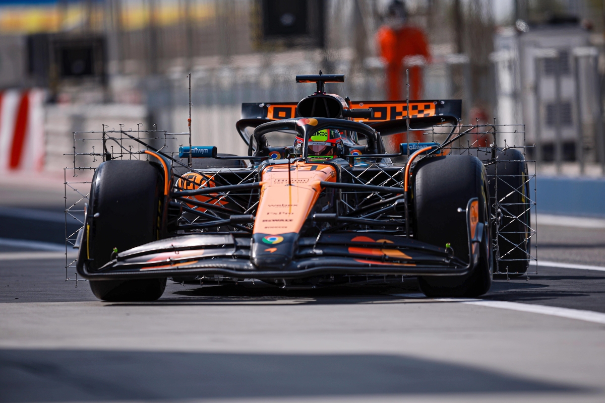 F1 Bahrain Test: McLaren en fotograaf lachen om flow-vis-relletje: "Net ...