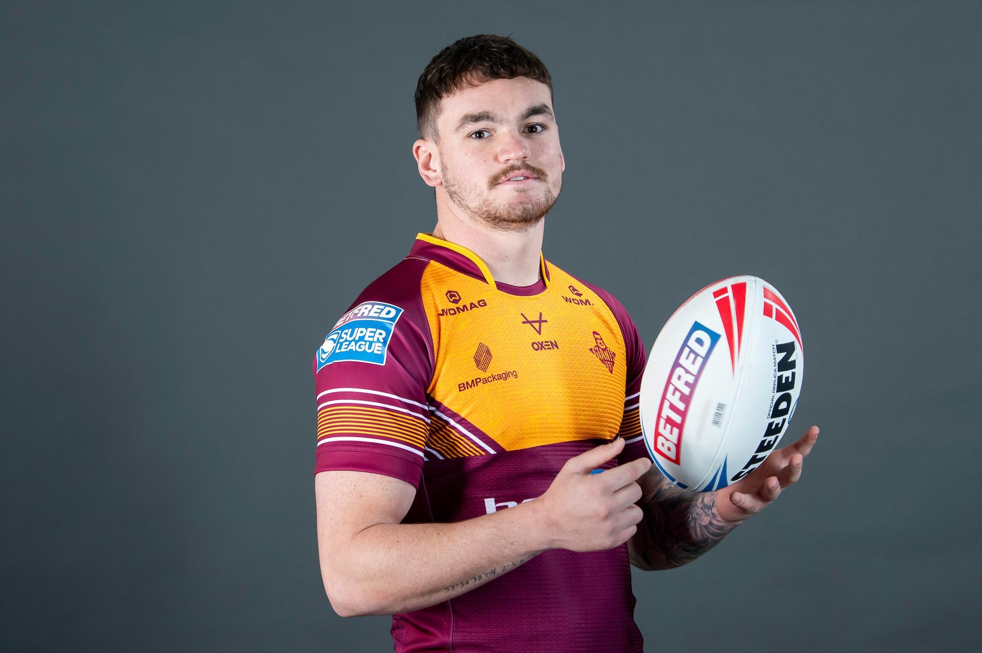 Leeds rugby league club boost squad as Australian hooker joins Hunslet ...