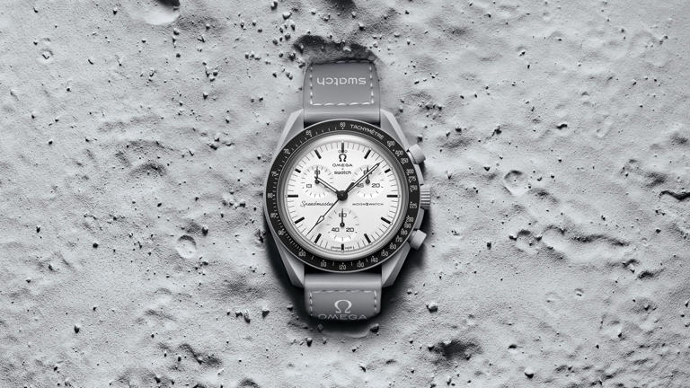MoonSwatch 1965 : la nouvelle Omega x Swatch vintage à 275 euros est la ...