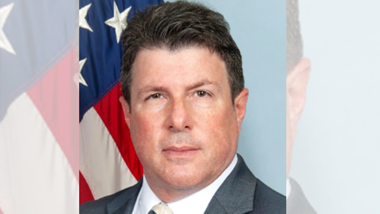 Who is Tim Thibault? Ex-FBI agent who allegedly leaked sensitive info ...