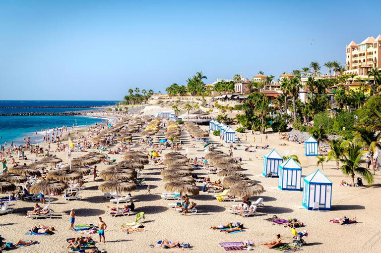 Spain earthquake: Andalusia holiday region rocked by tremor as alerts ...