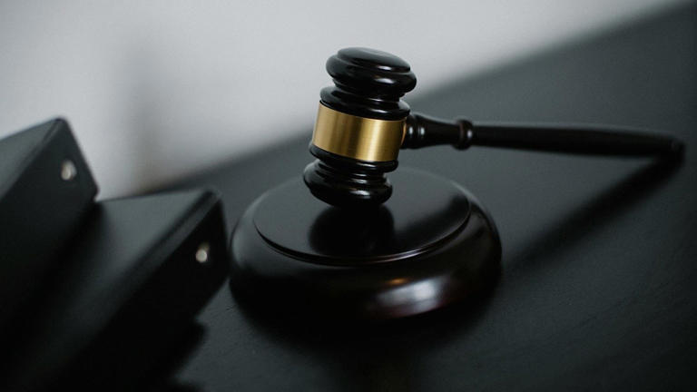 What does the IRS look at to decide who to audit?