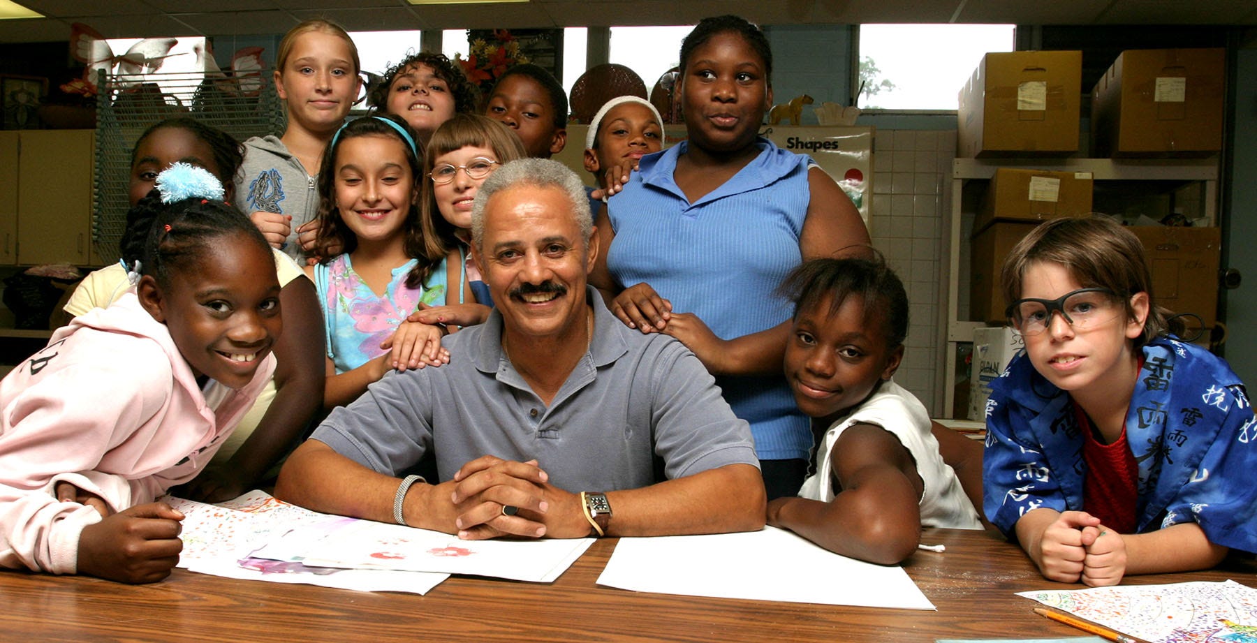 Daniel Wynn, 1946-2025: Artist encouraged children 'to dare, to dream'