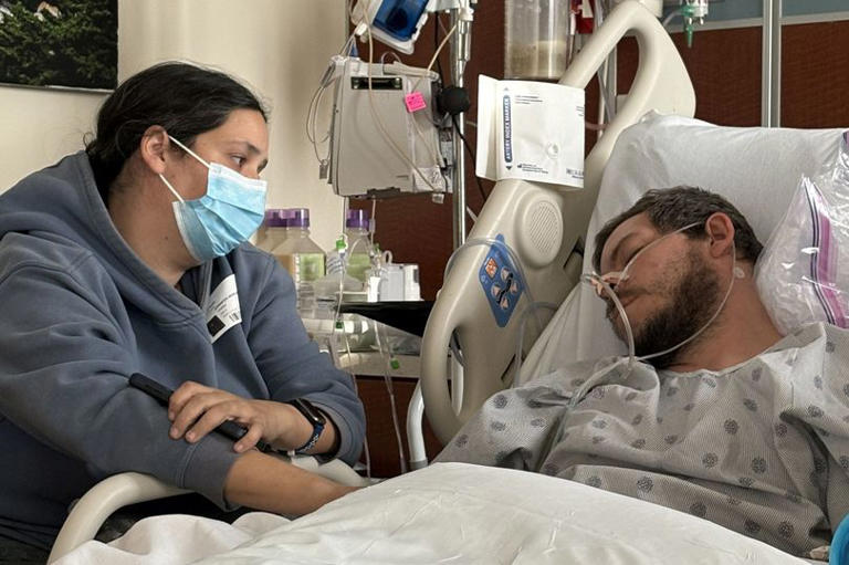 Horror as healthy young California dad ruptures artery in his neck ...