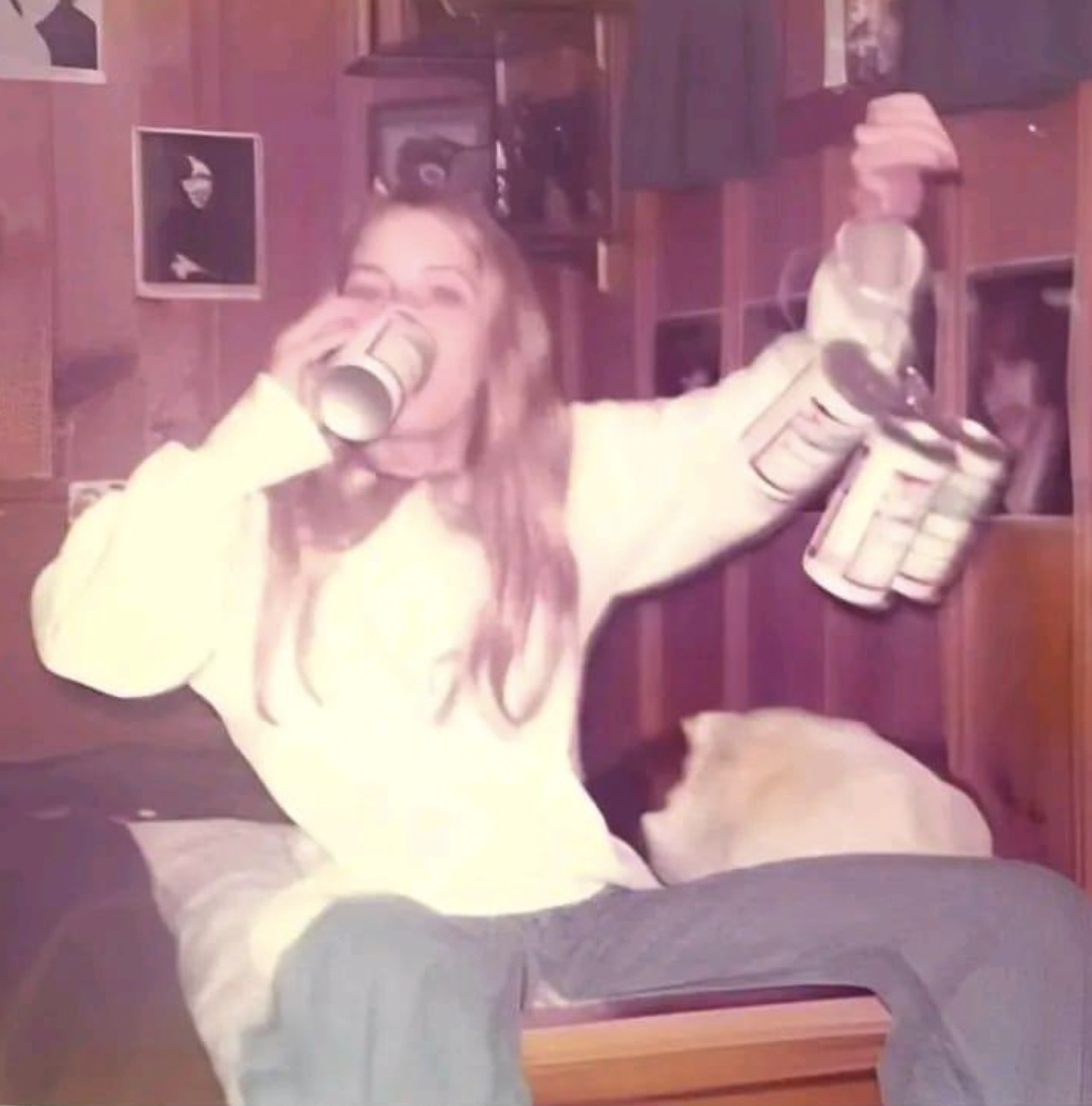 25 Photos of What Cracking Open a Cold One Looked Like in the 1970s