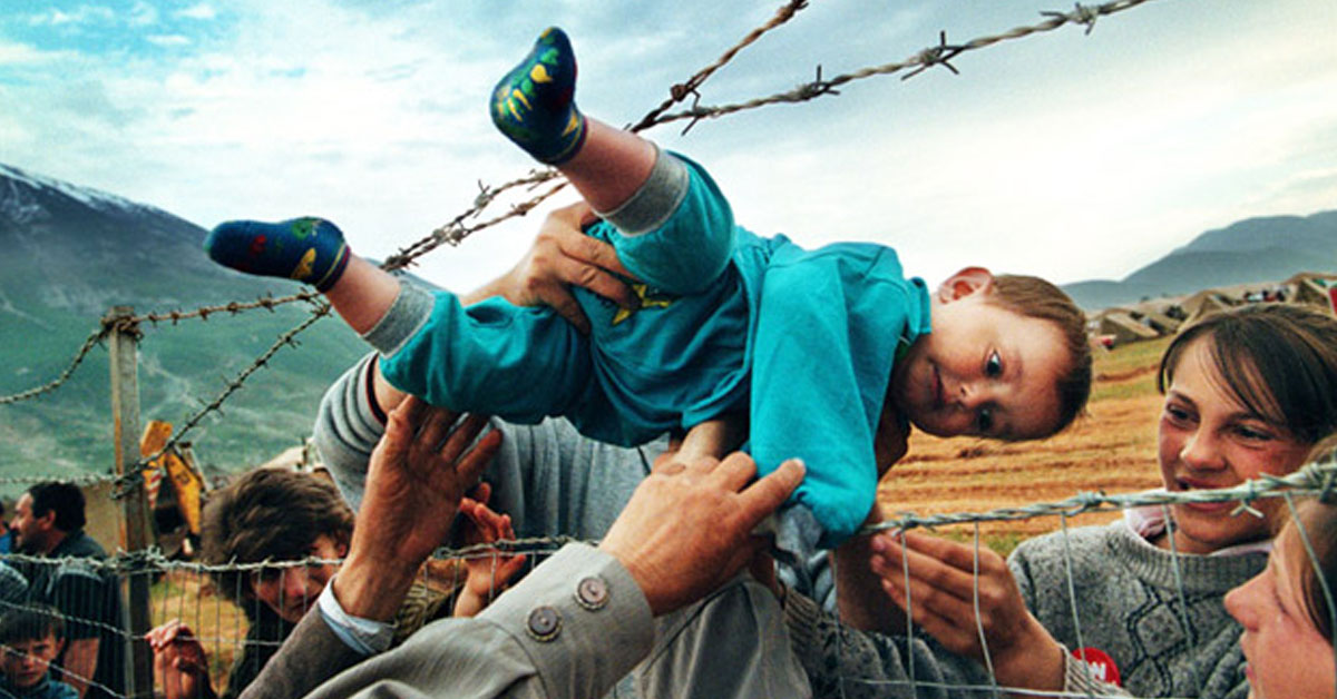 32 Vintage Photos That Portray Some of History's Most Poignant Moments