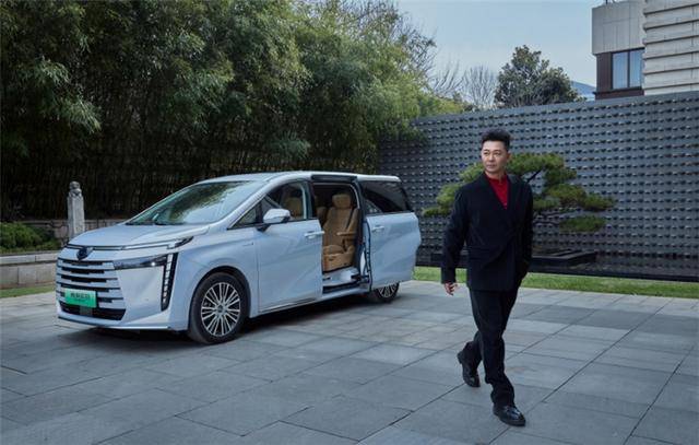 传祺E8 PRO+：20万级MPV市场的新秀，实力如何？