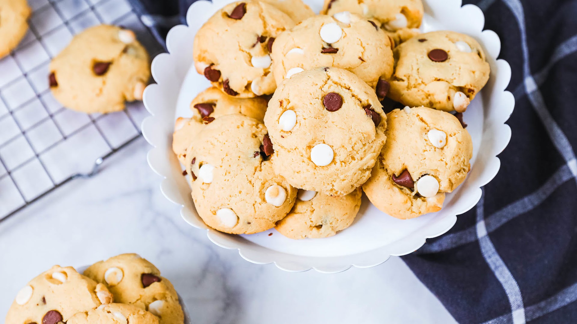 Turn Boxed Cake Mix Into Delicious Ones With This Cookie Recipe - Cake ...