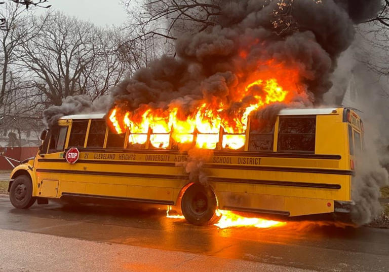 Heroic Cleveland Heights bus driver who saved 15 students from burning ...
