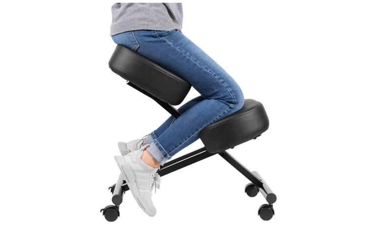 Best kneeling chairs to improve posture for home office workers