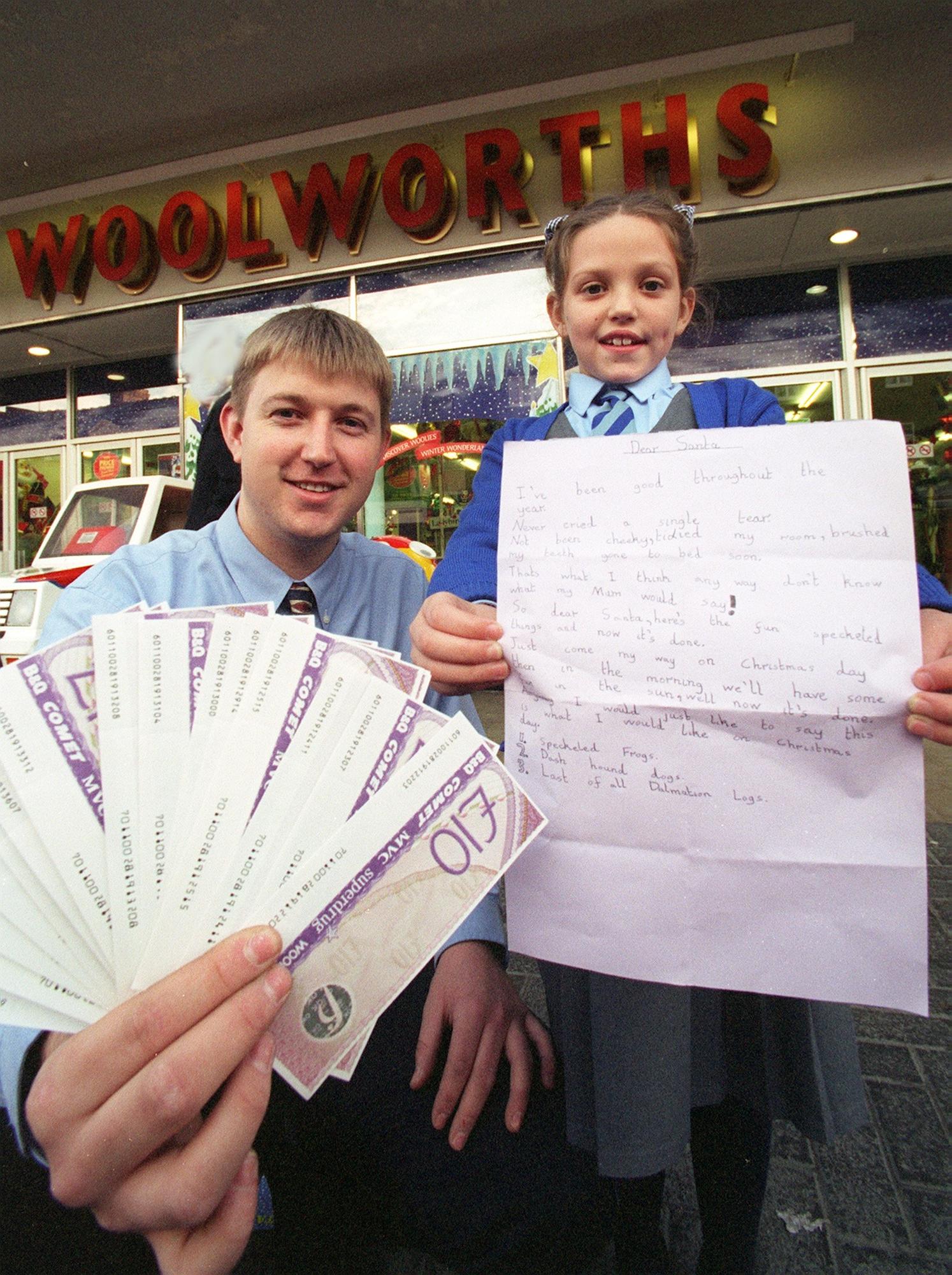 24 nostalgic memories of Woolworths in Blackpool which stood in the ...