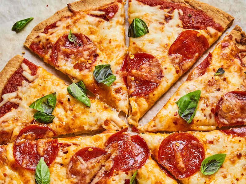 The "Legendary" Grocery Store Pizza I Always Rely On for a Last-Minute ...