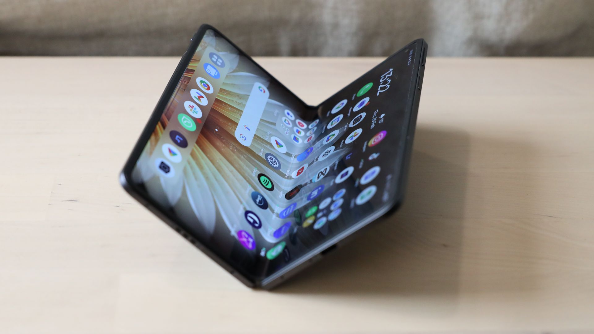 Foldable phones are awesome – but to be mainstream they need the shot ...