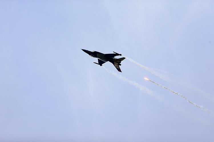 Tayyareci Fethi Bey isminin verildiği Fethiye'de anıldı