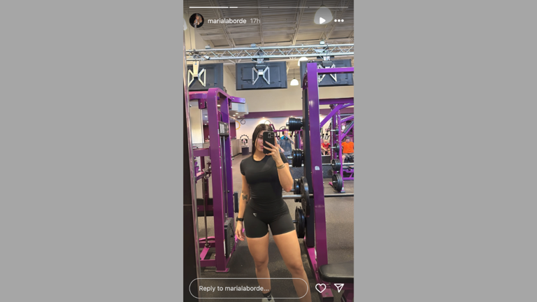 Ronald Acuña Jr.'s wife Maria Laborde shows off a toned body during an ...