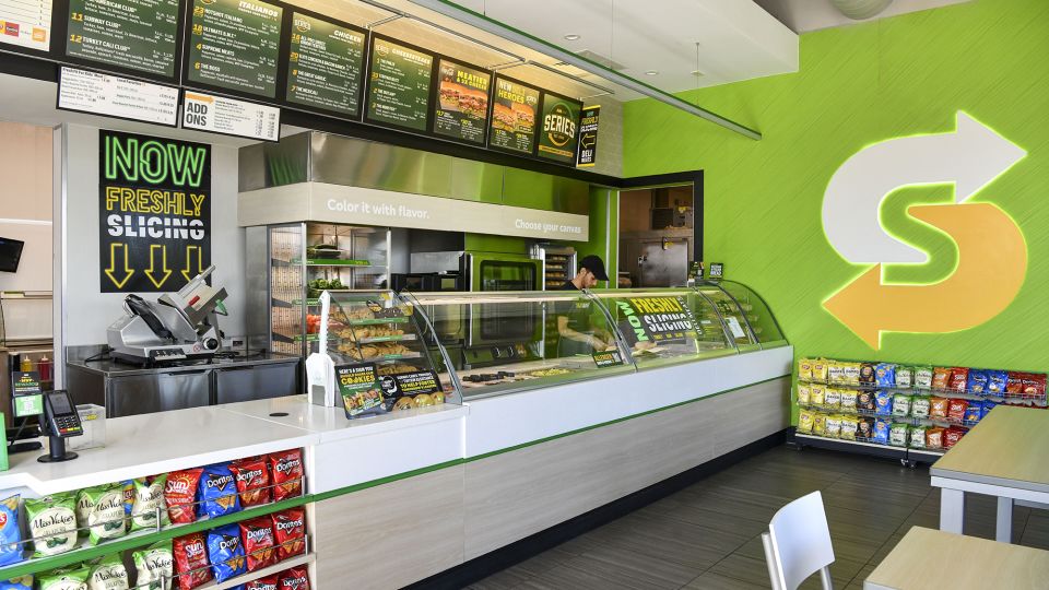 Subway is bringing back discounted footlongs