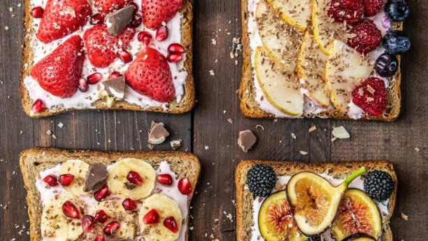 5 delicious vegan toast recipes to try on National Toast Day 2025