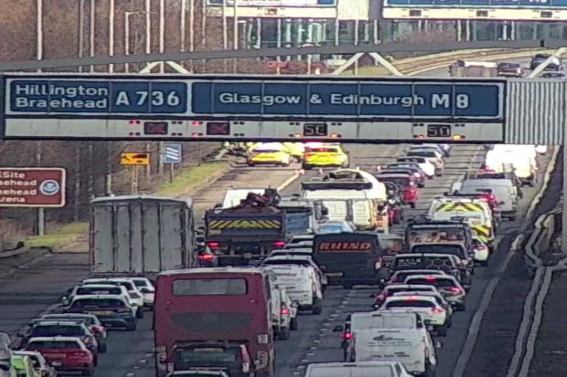 Warning amid emergency incident on Glasgow's M8