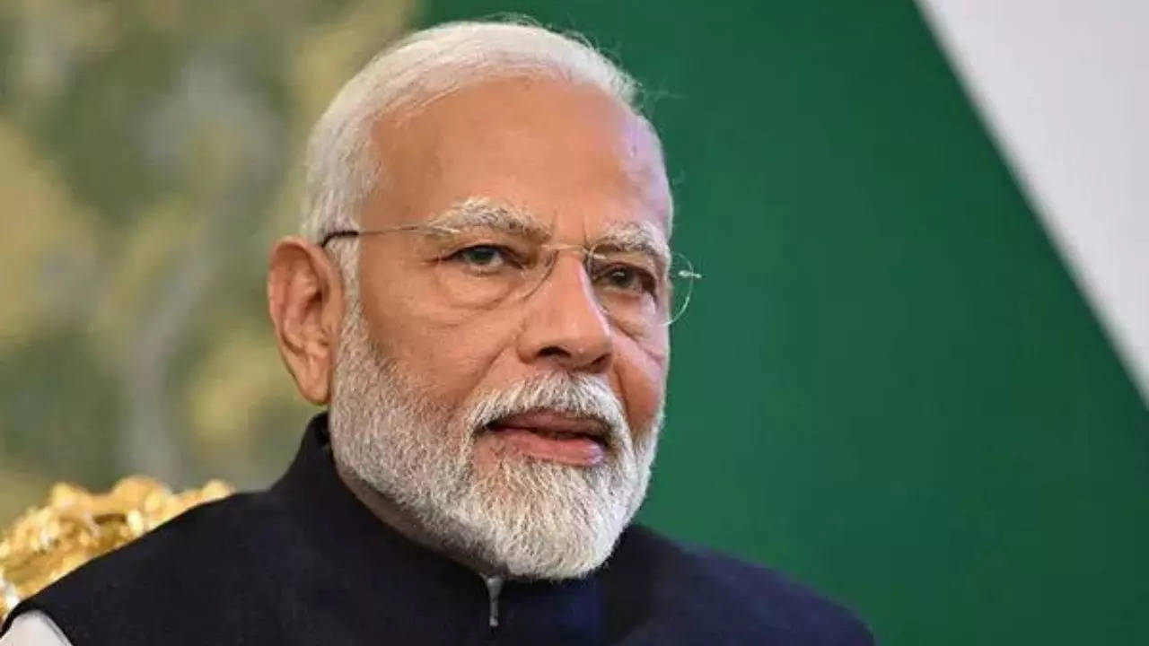 Can show PM Modi's degree to court, not strangers: Delhi University ... Can show PM Modi's degree to court, not strangers: Delhi University ...